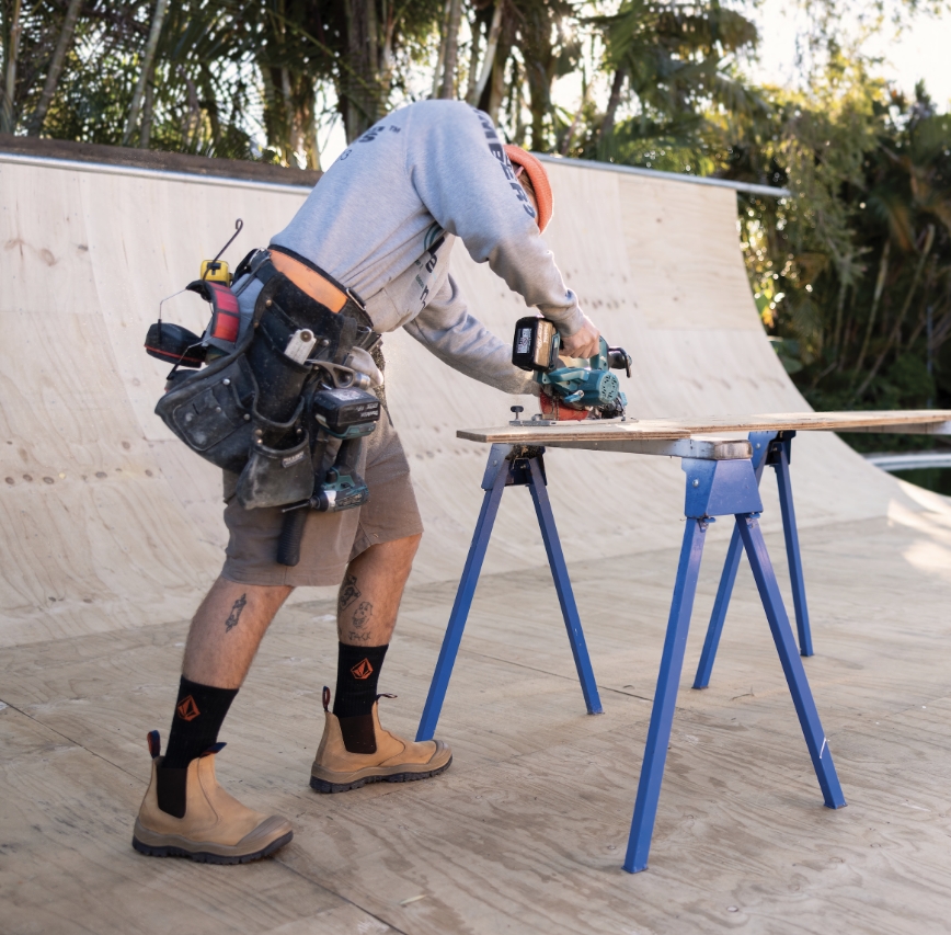 Mongrel Boots – DK Advertising